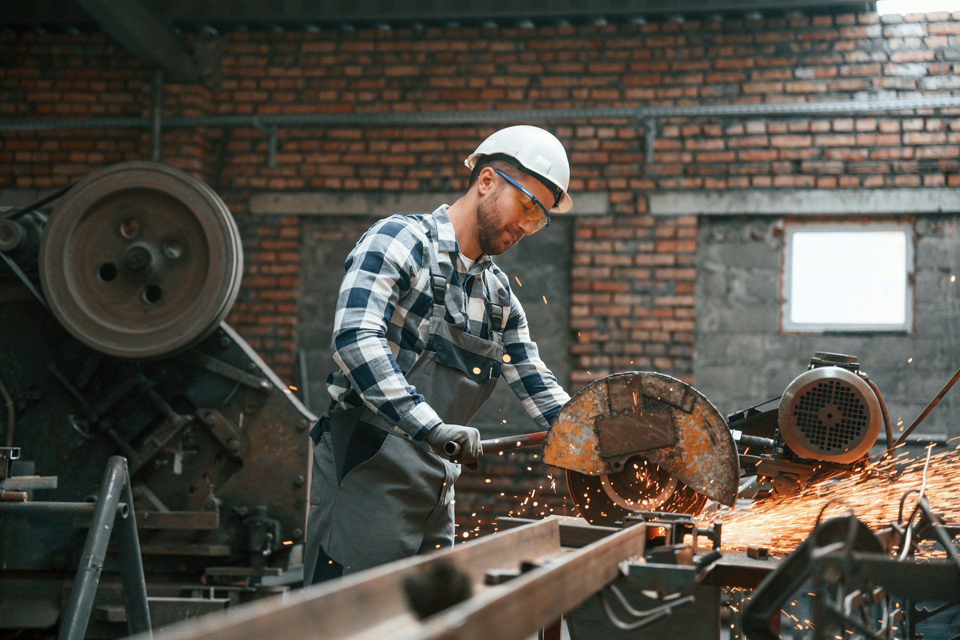 Cost-Efficient Construction: Modern Steel Production